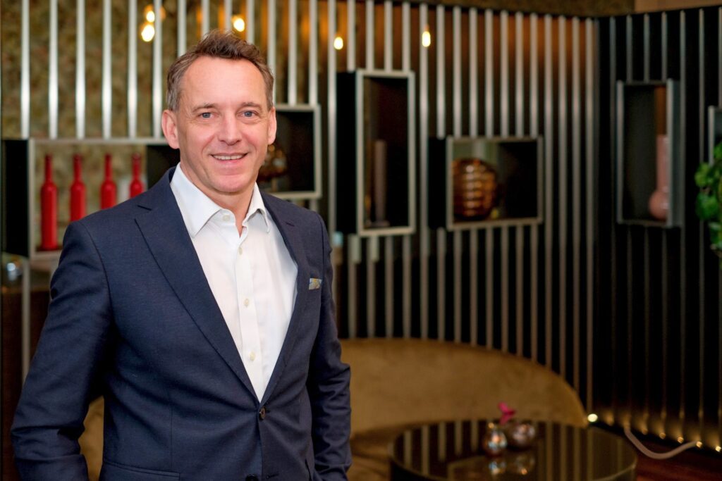Stephan Löwel wird erster COO für den DACH-Raum - Tophotel.de