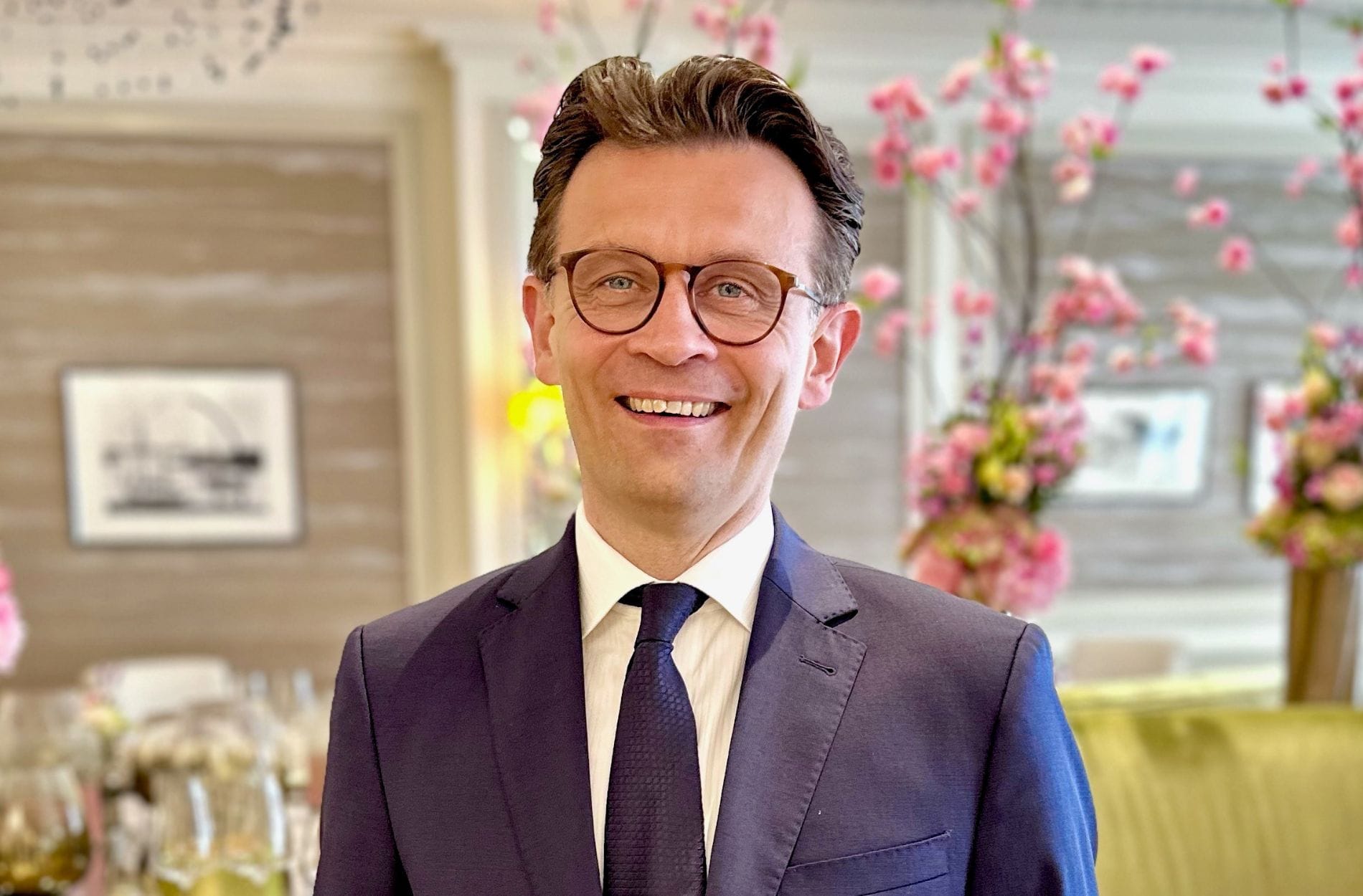 Neuer F&B Director im Vierjahreszeiten Hamburg - Tophotel.de