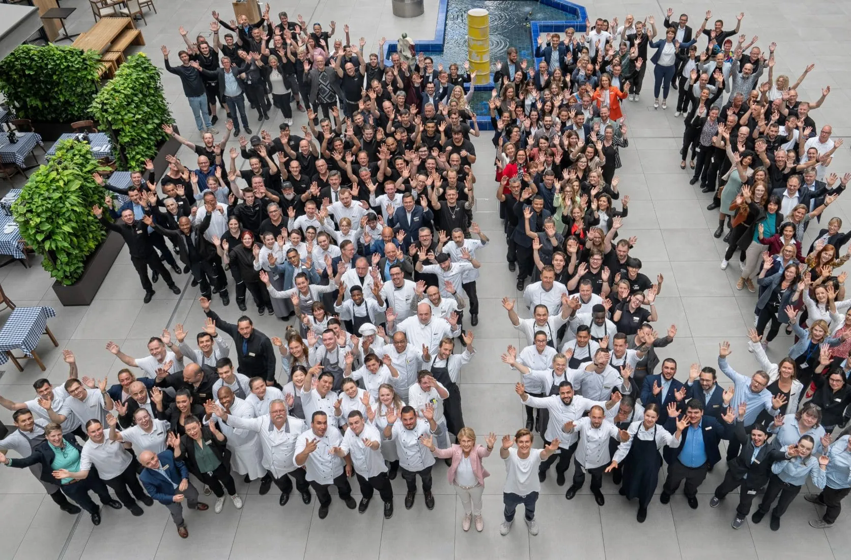 Estrel Berlin feiert 30-jähriges Bestehen - Tophotel.de