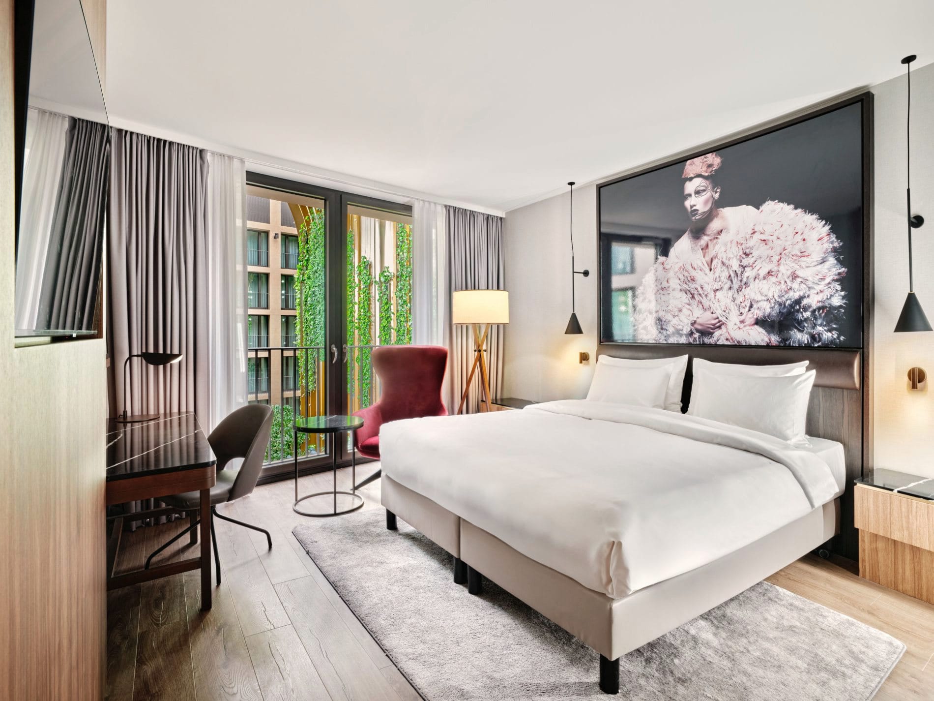 Radisson Collection Hotel, Berlin feiert Reopening - Tophotel.de