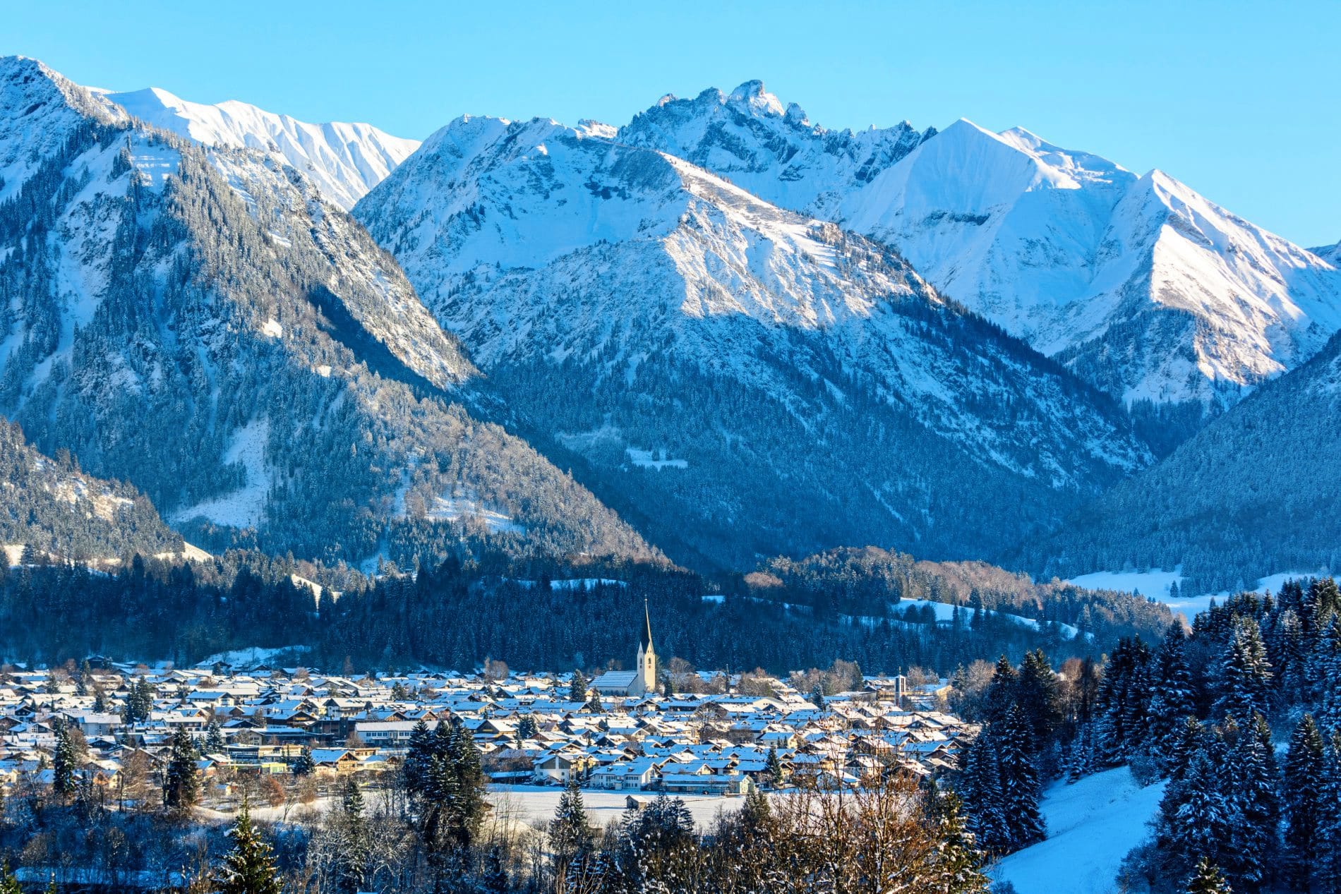 So verlief die Wintersaison 2024/25 im Alpenraum - Tophotel.de