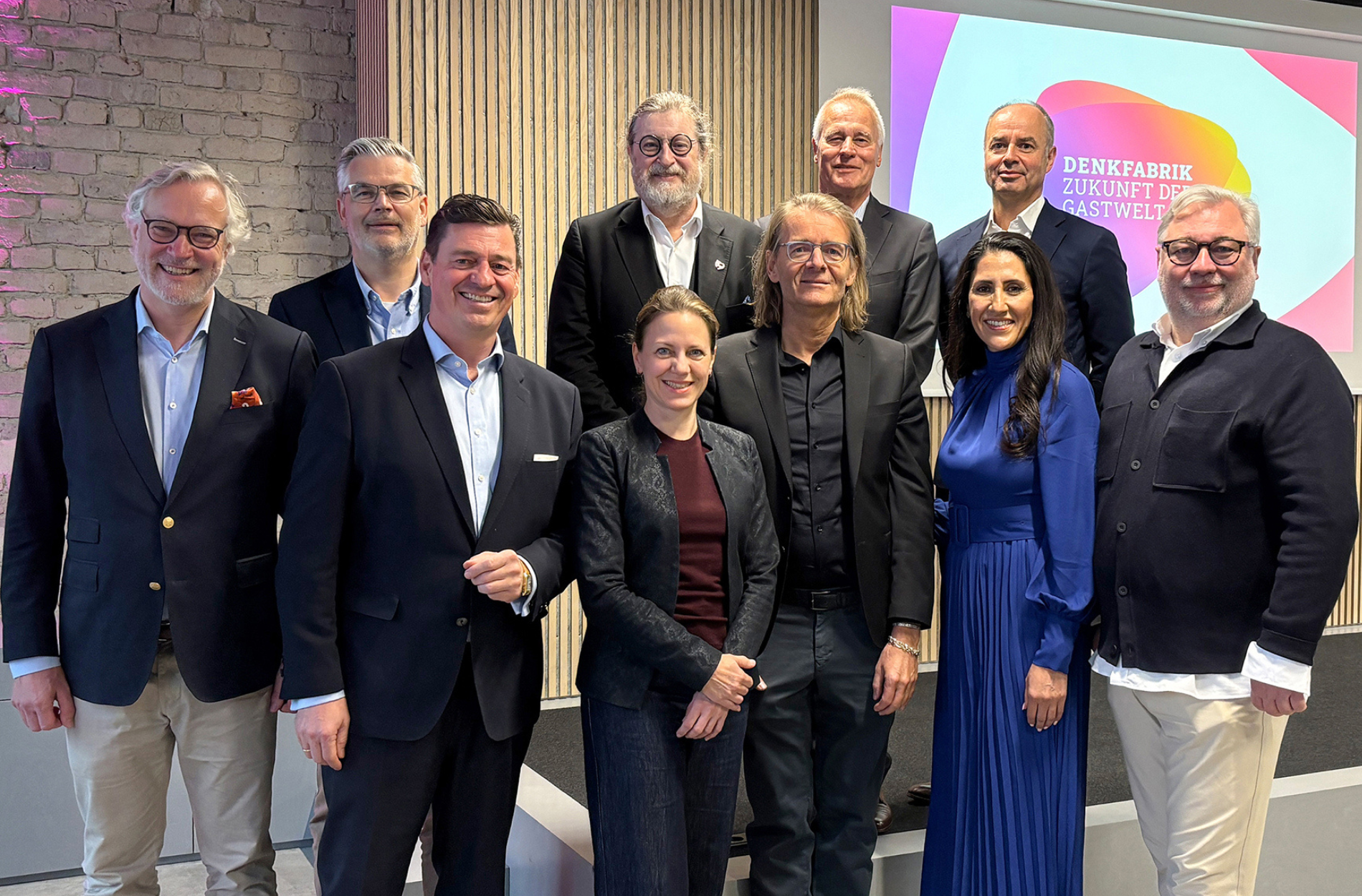 Gerhard Bruder und Homeira Amiri übernehmen Co-Vorsitz der DZG ...