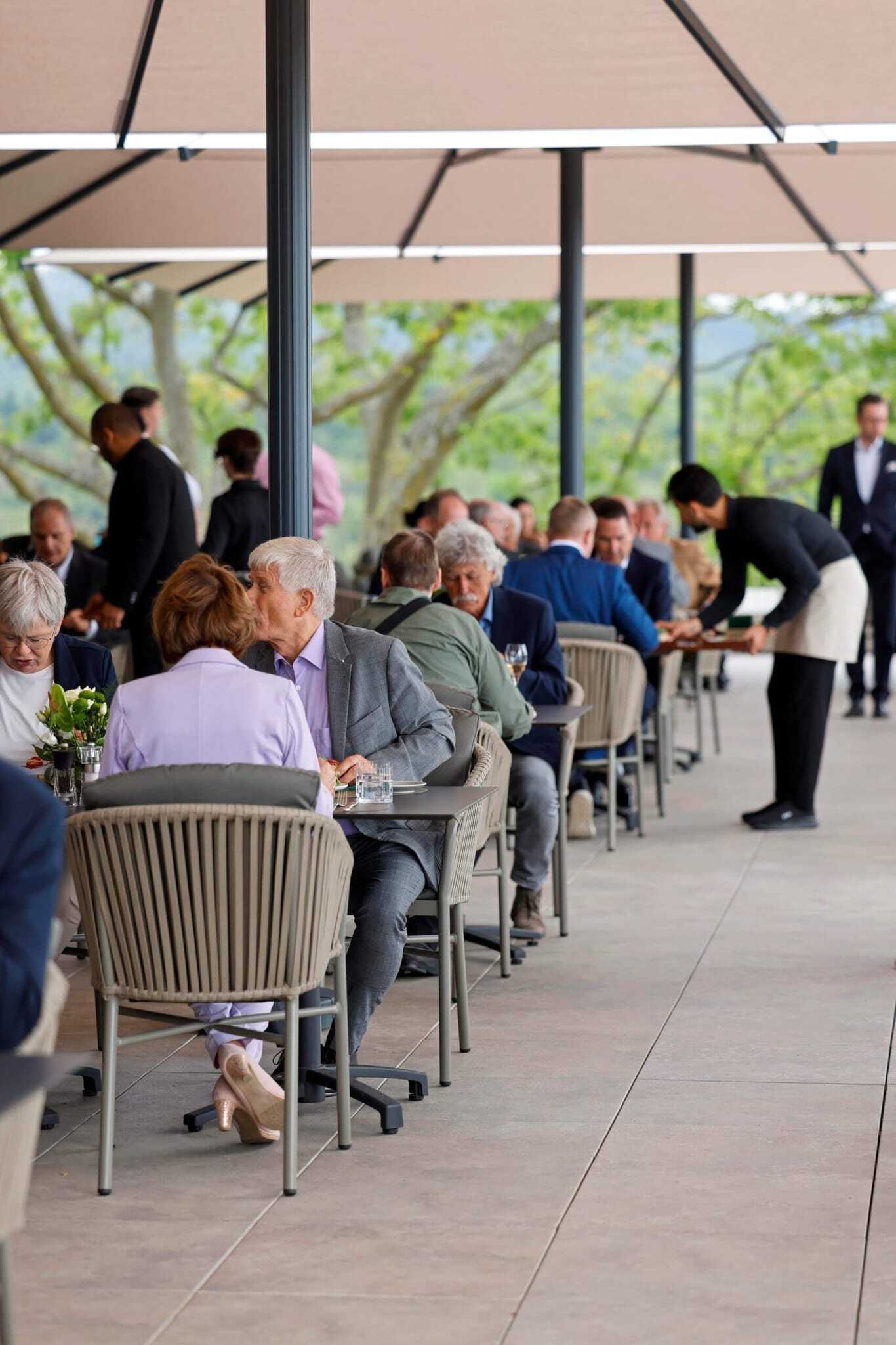 Wald Weit feiert Grand Opening - Tophotel.de